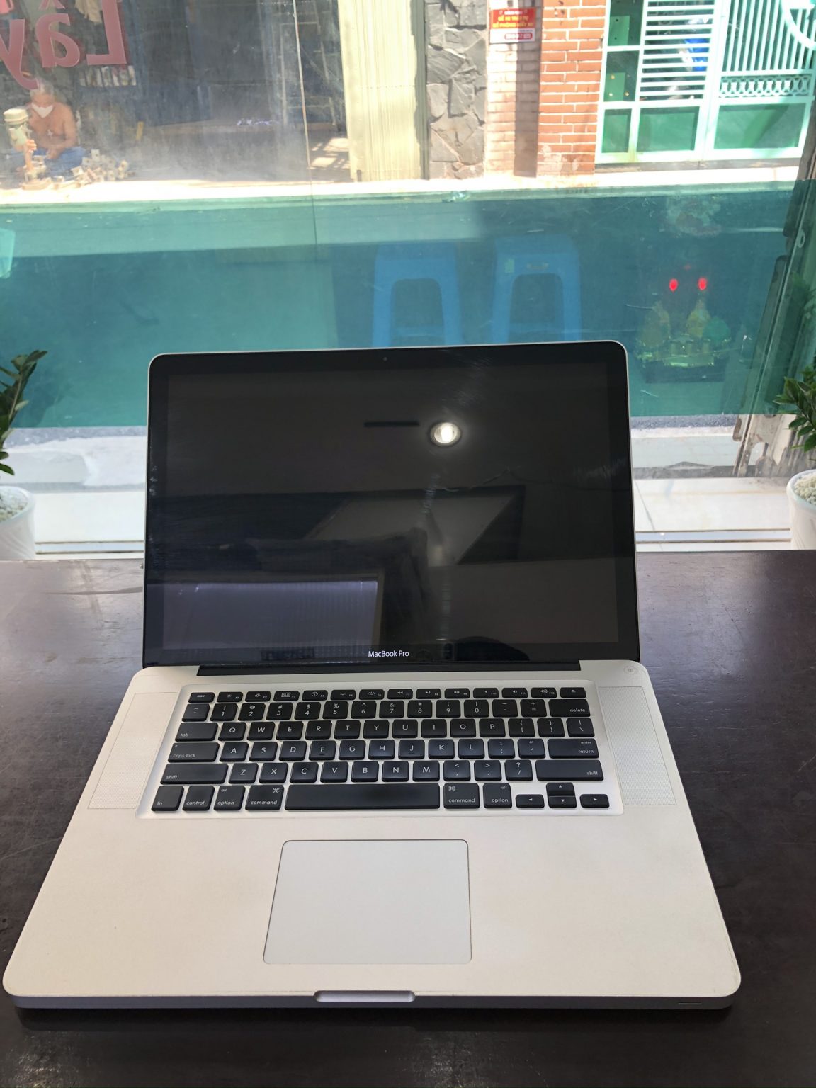 Macbook Pro A1286 2010 i5 2.4GHz/ ram 4gb/ hdd 750gb/ 15.6 in GT 33...